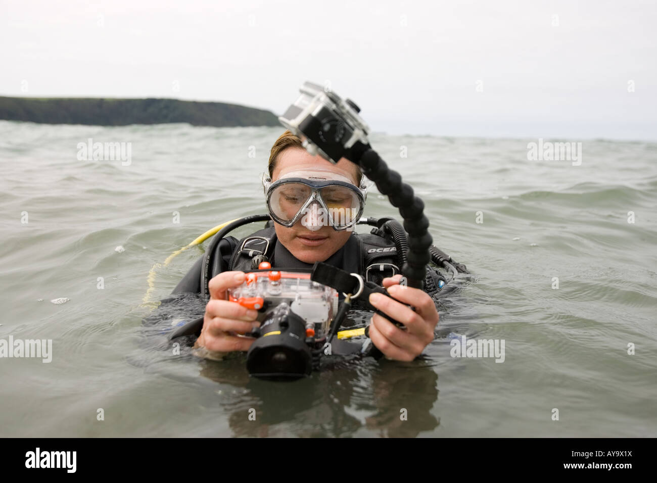 Scuba diving teacher teaching hi-res stock photography and images - Alamy