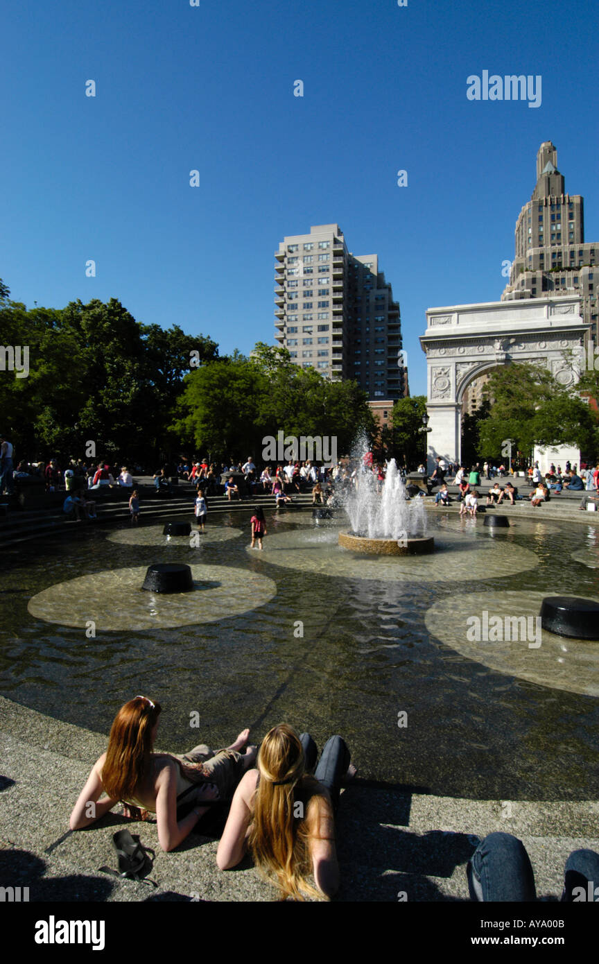 Washington square parks hi-res stock photography and images - Alamy