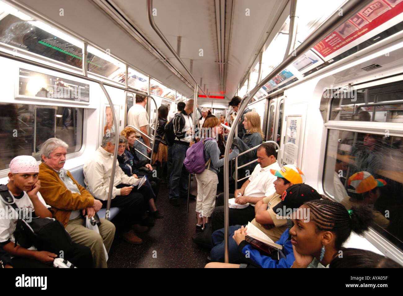 New york subway passengers hi-res stock photography and images - Alamy