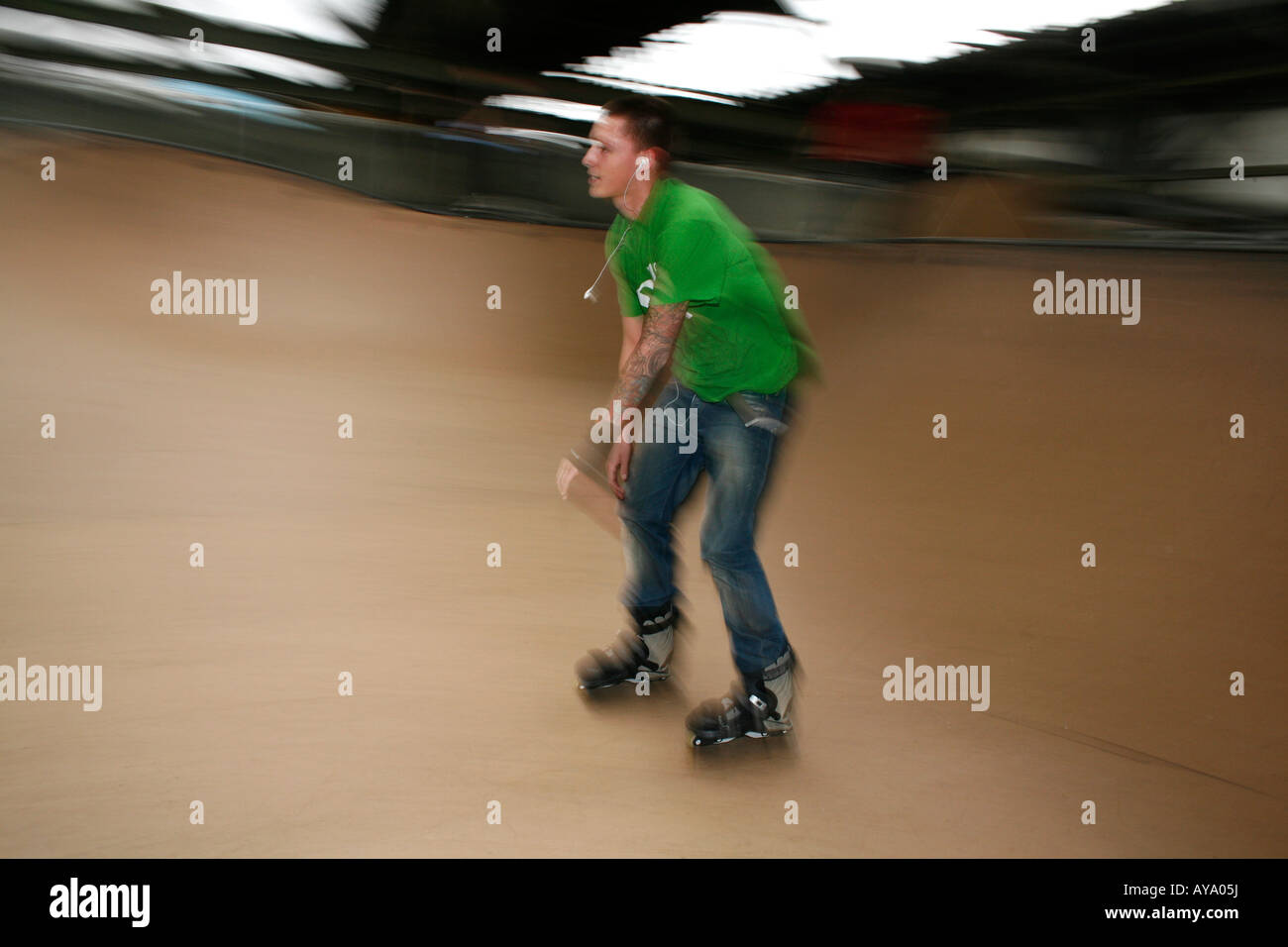 Kids playing near dock hi-res stock photography and images - Alamy