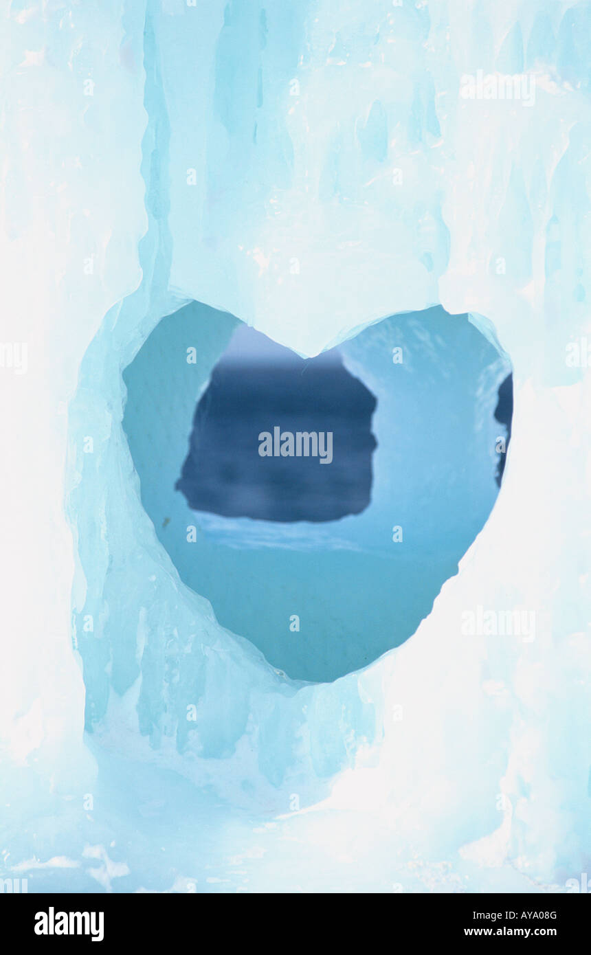 Windows in walls hi-res stock photography and images - Alamy