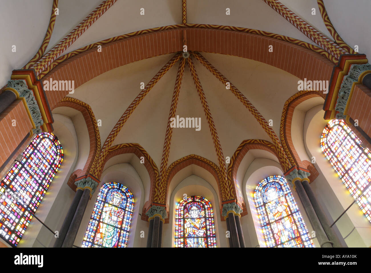 Sinzig kirche hi-res stock photography and images - Alamy