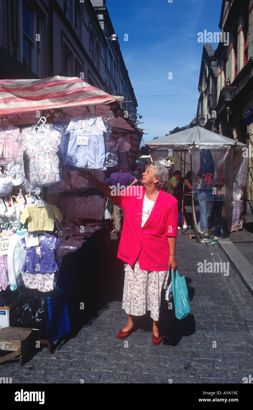 Pontypridd buildings hi-res stock photography and images - Alamy