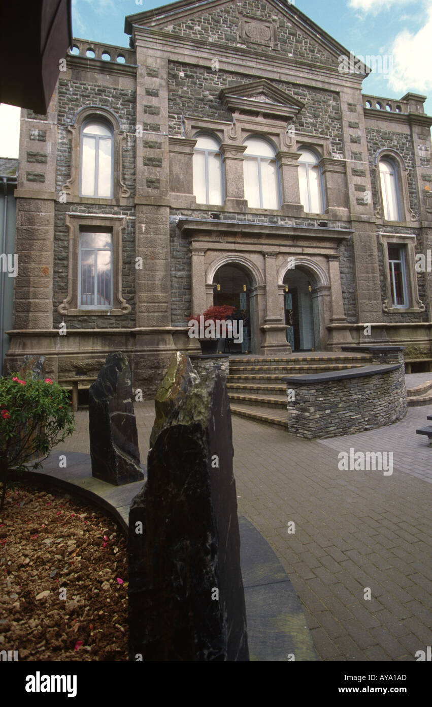 Welsh museum for modern art hi-res stock photography and images - Alamy
