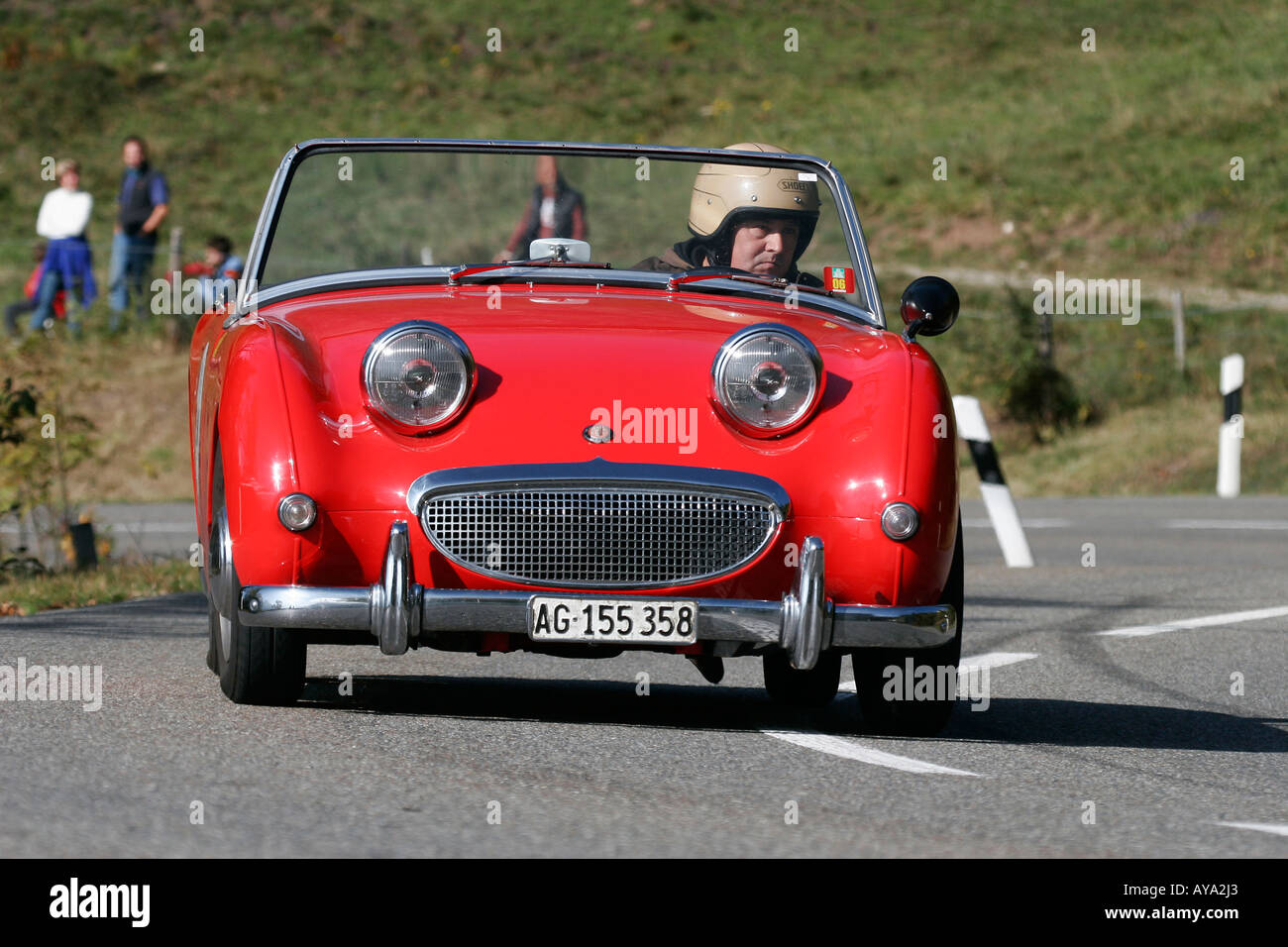 Frog racing hi-res stock photography and images - Alamy