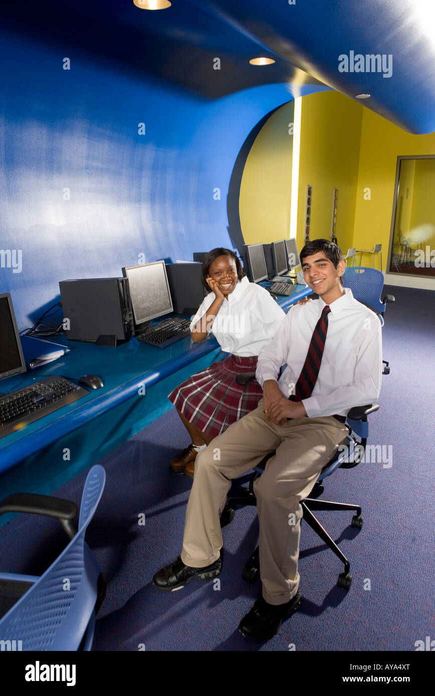 African pupils wearing uniforms hi-res stock photography and images - Alamy