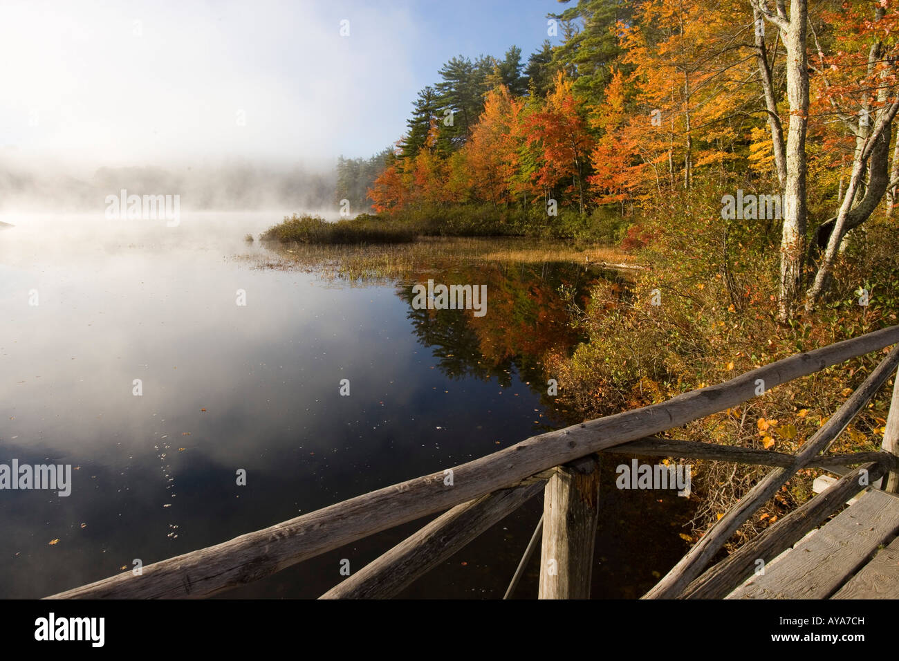 Chocorua Lake in New Hampshire's White Mountains. Fall Stock Photo - Alamy