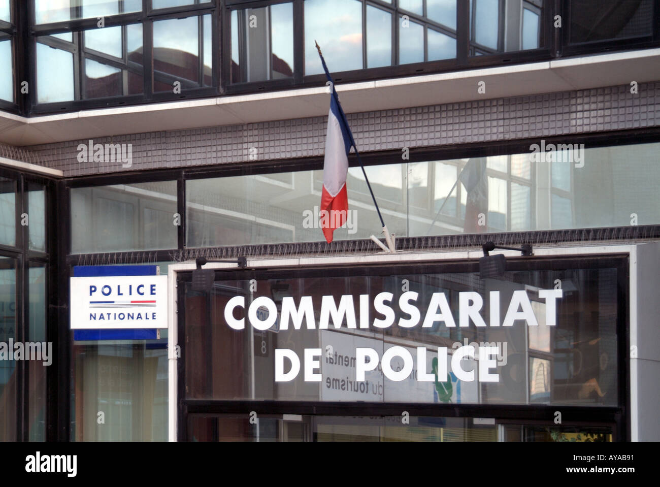 France Police Station High Resolution Stock Photography and Images - Alamy
