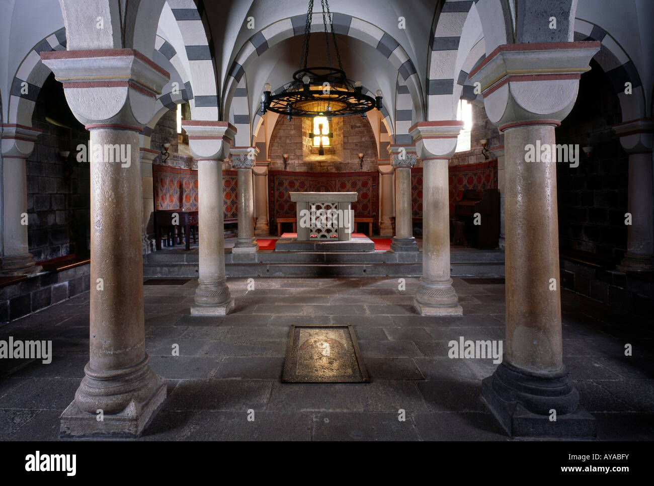 Maria Laach, Abteikirche, Krypta, Blick nach Osten Stock Photo - Alamy