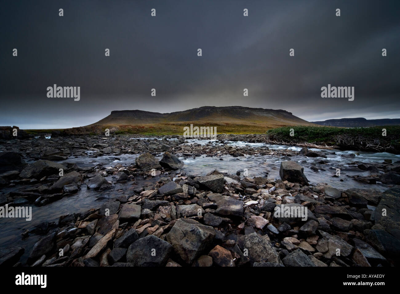Victoria island nunavut canada hi-res stock photography and images - Alamy