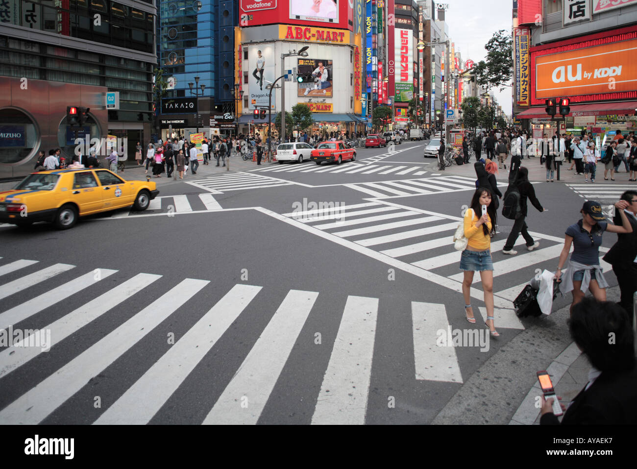 Asia Tokyo Japan Crowded pedestrian crossway during evening rush hour ...