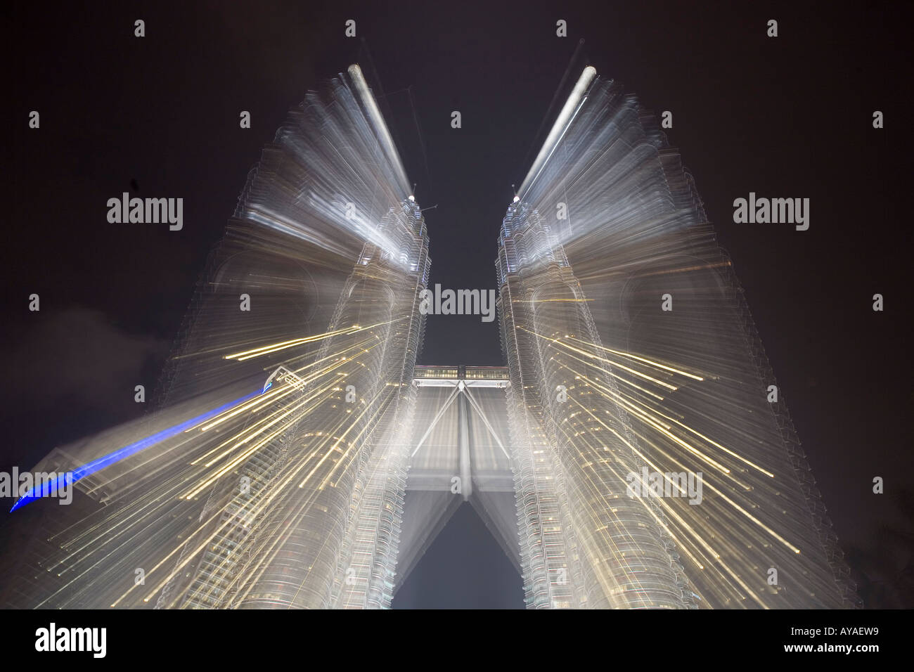 88 story towers hi-res stock photography and images - Alamy