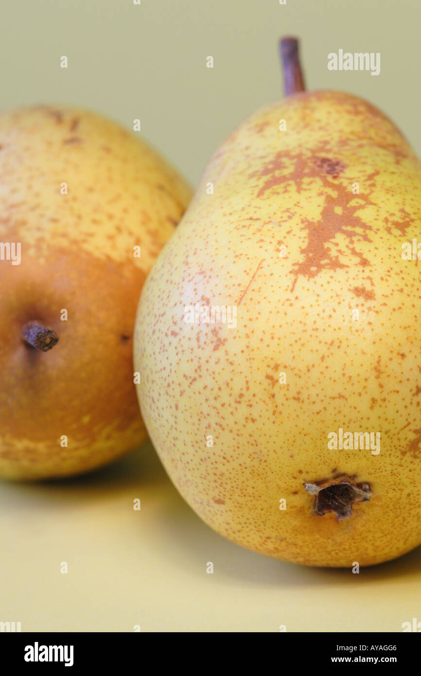 Pear pair hi-res stock photography and images - Alamy