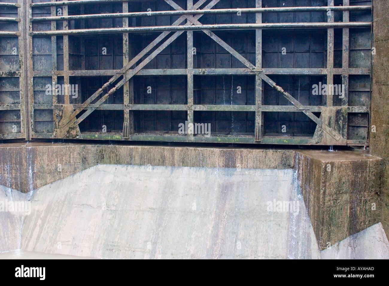 Gezhouba dam hi-res stock photography and images - Alamy