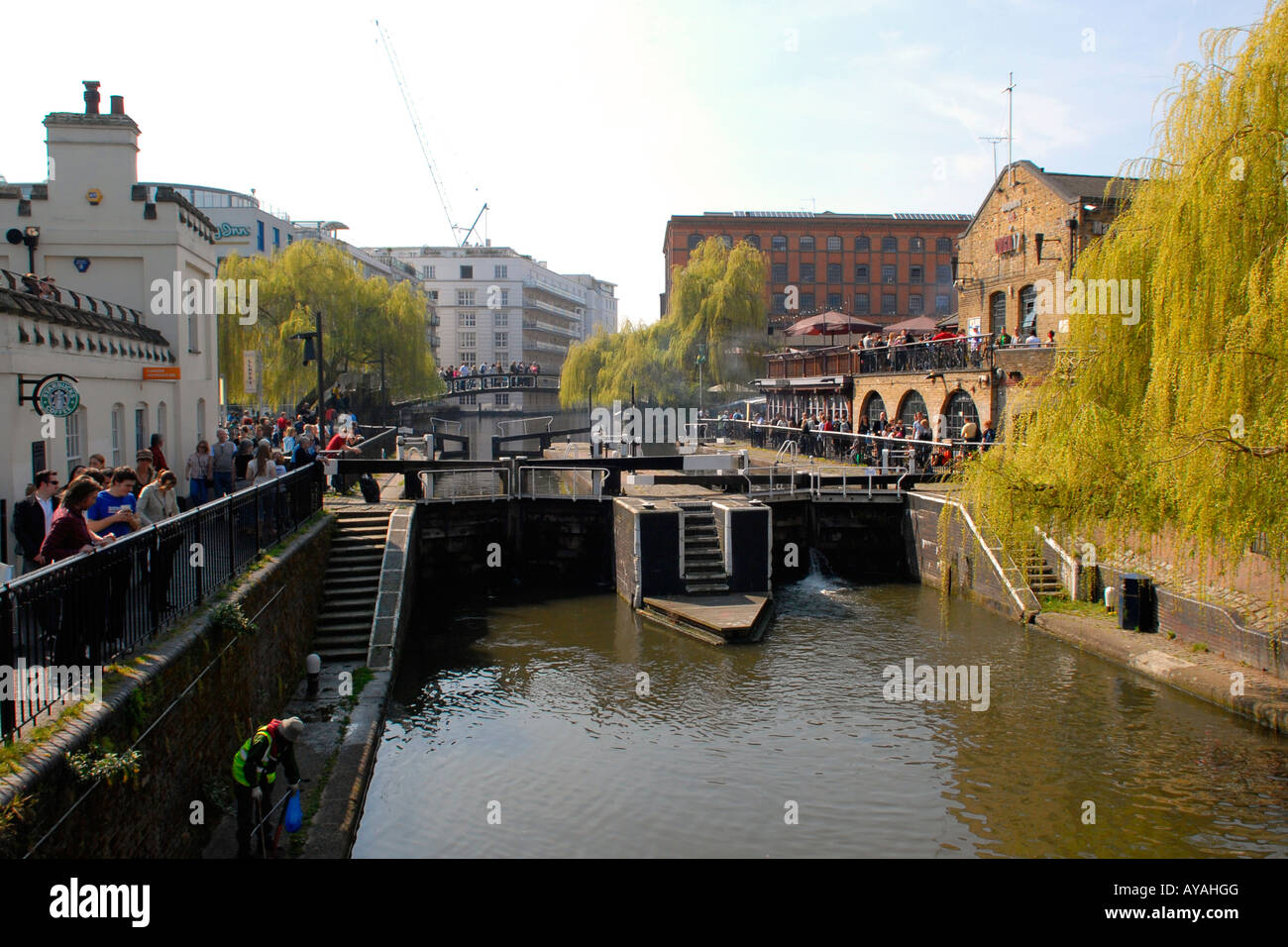Camden Lock and canal from High Street bridge Stock Photo - Alamy