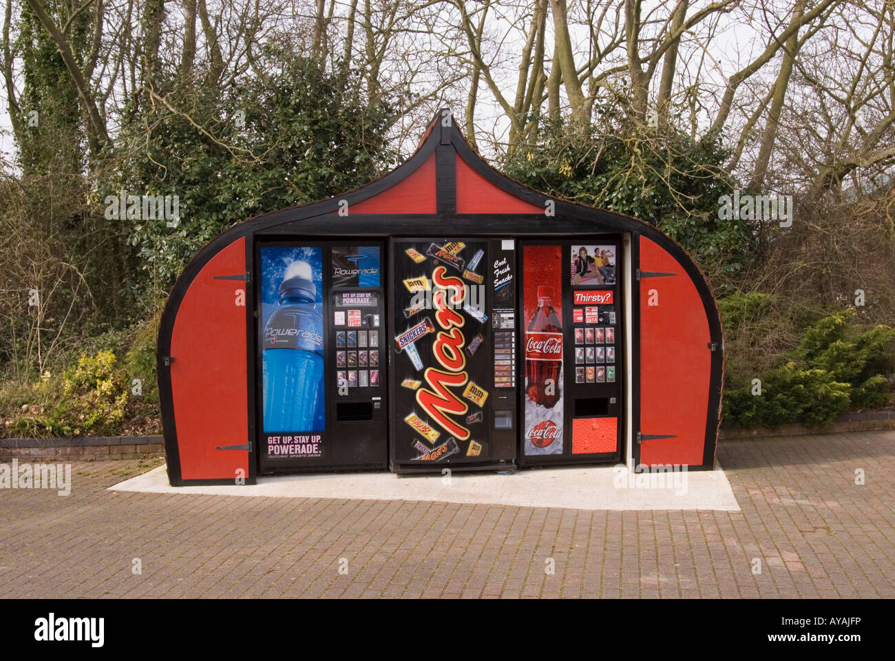 Food And Drink Vending Machines Stock Photo - Alamy