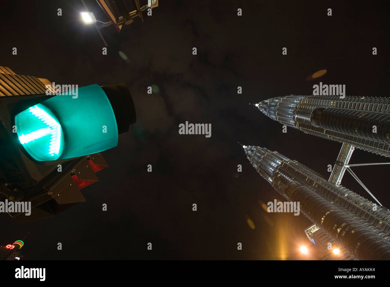 88 story towers hi-res stock photography and images - Alamy