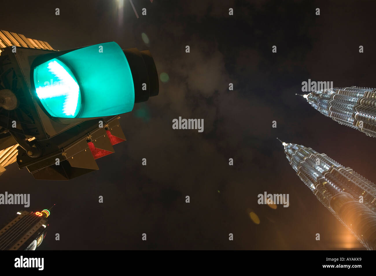 88 story towers hi-res stock photography and images - Alamy