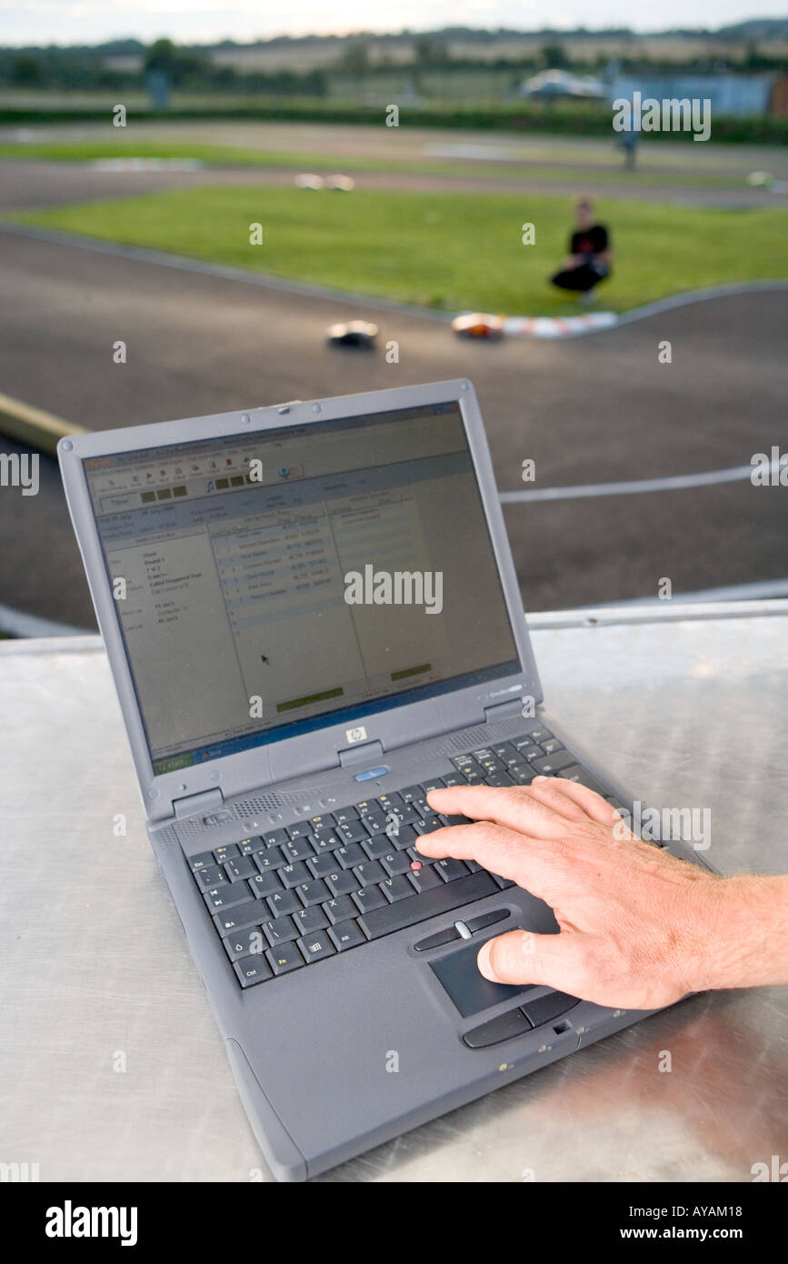 UK COTSWOLD MODEL CAR CLUB LAPTOP COMPUTER WITH TARMAC TRACK AND CARS ...