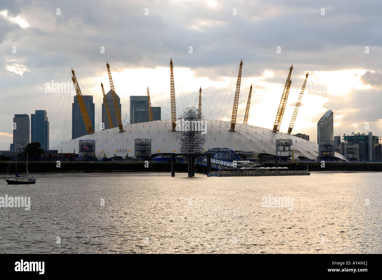 Study I of the Millennium Dome , O2 Centre , from the River Thames at ...