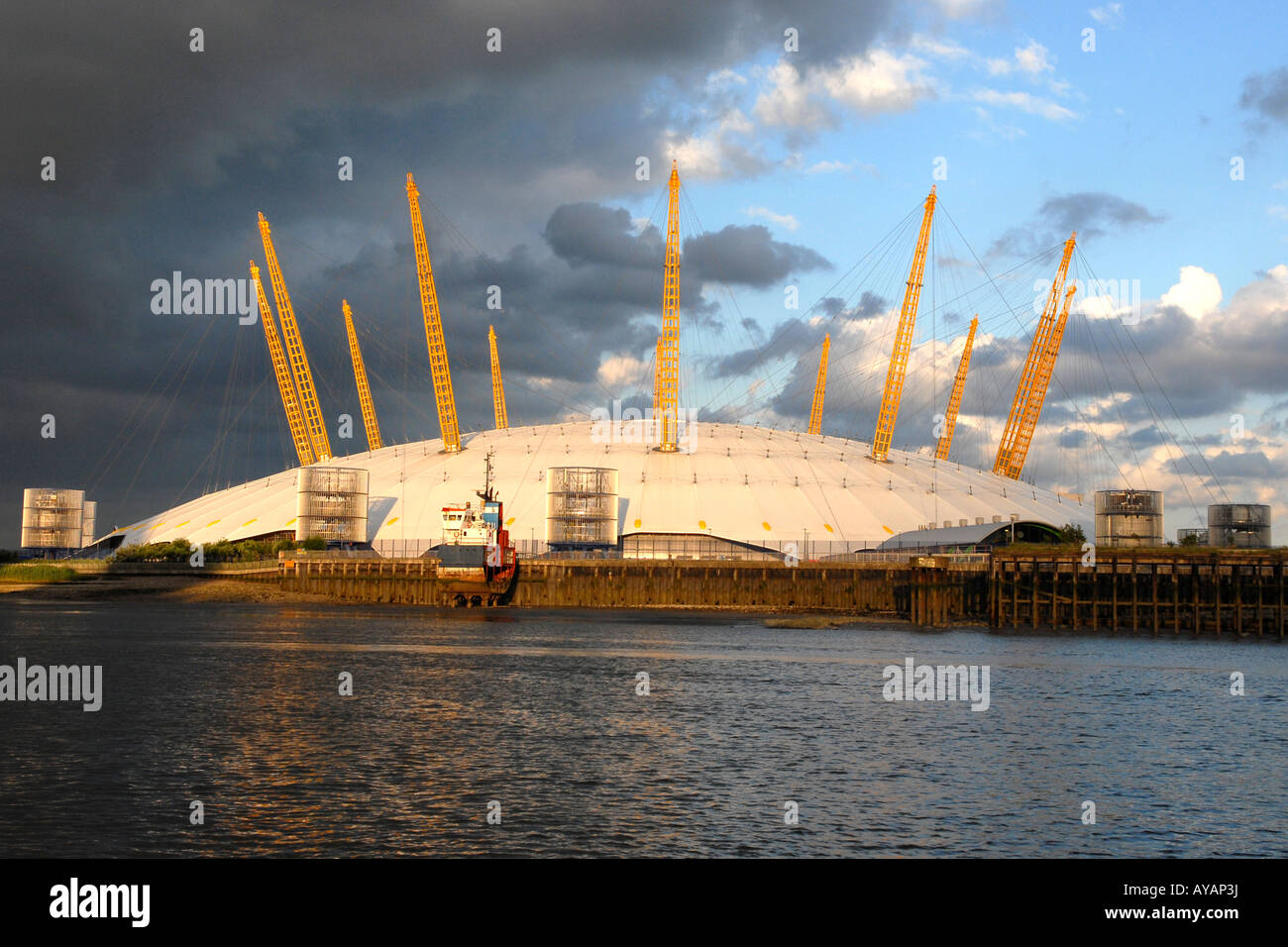 Study IX of the Millennium Dome , modern architecture O2 Centre , from ...