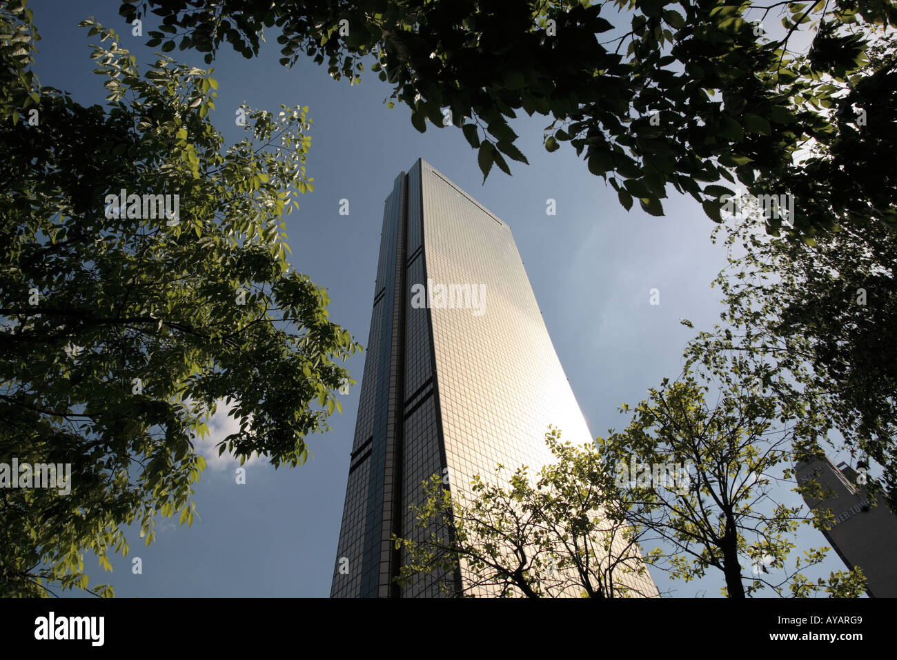 South Korea Seoul Glass and steel exterior of Korea Life Insurance KLI ...