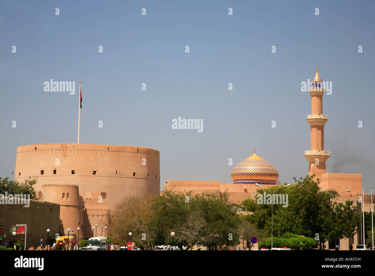 Oman Al Dakhiliyah Nizwa fort mosque Stock Photo - Alamy