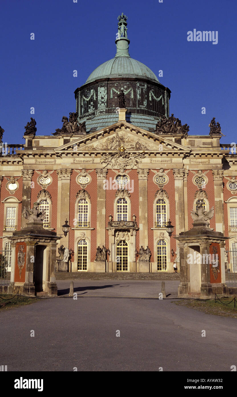 Giebel schloss hi-res stock photography and images - Alamy