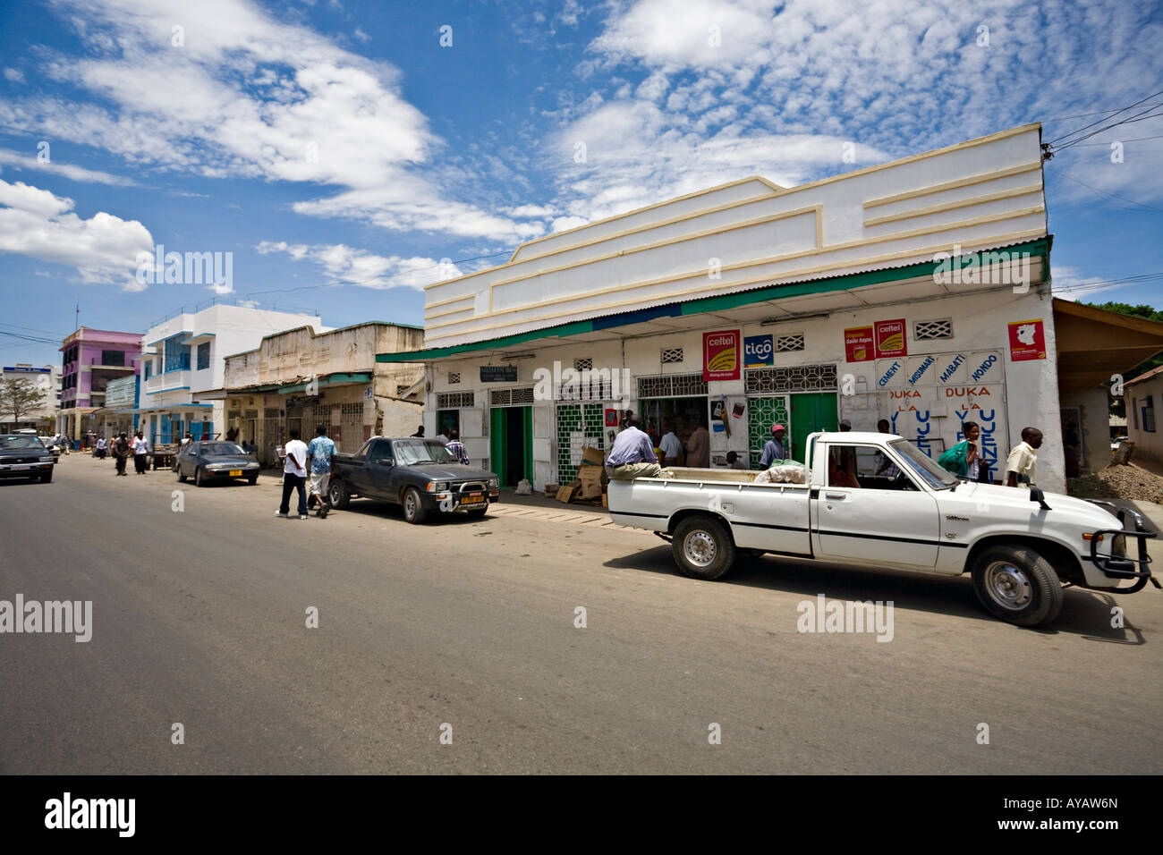 Street scene Mwanza, Tanzania, Africa Stock Photo - Alamy