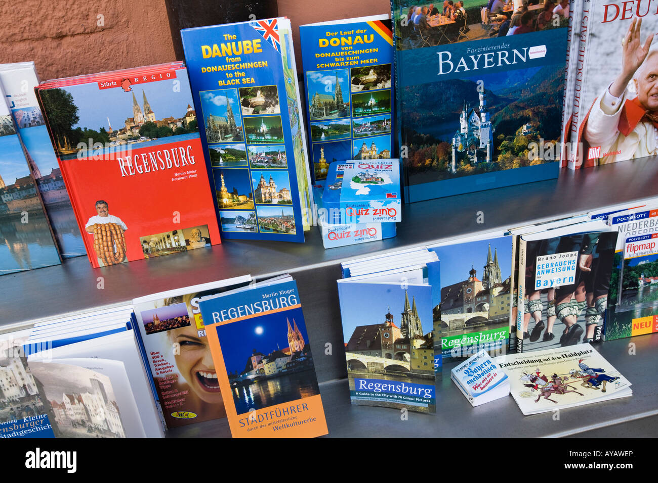 Guidebooks hi-res stock photography and images - Alamy