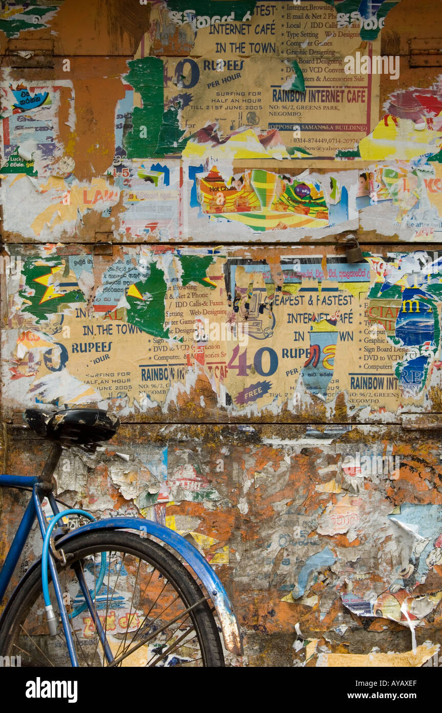 Ripped posters torn poster hi-res stock photography and images - Alamy