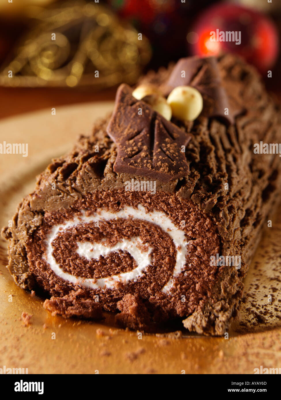 Frosted christmas chocolate log dessert hi-res stock photography and ...