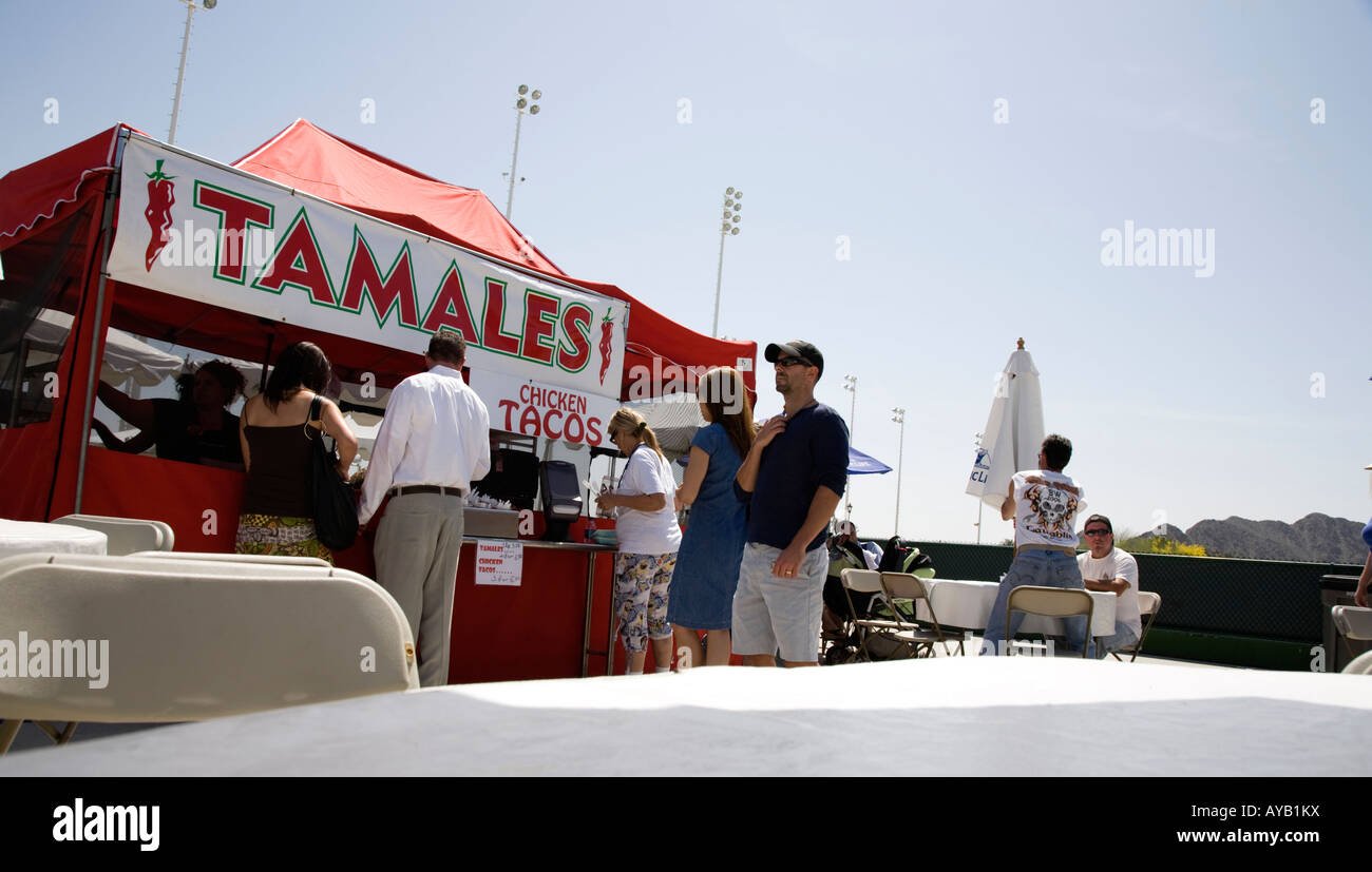 Mexican taco stand hi-res stock photography and images - Alamy