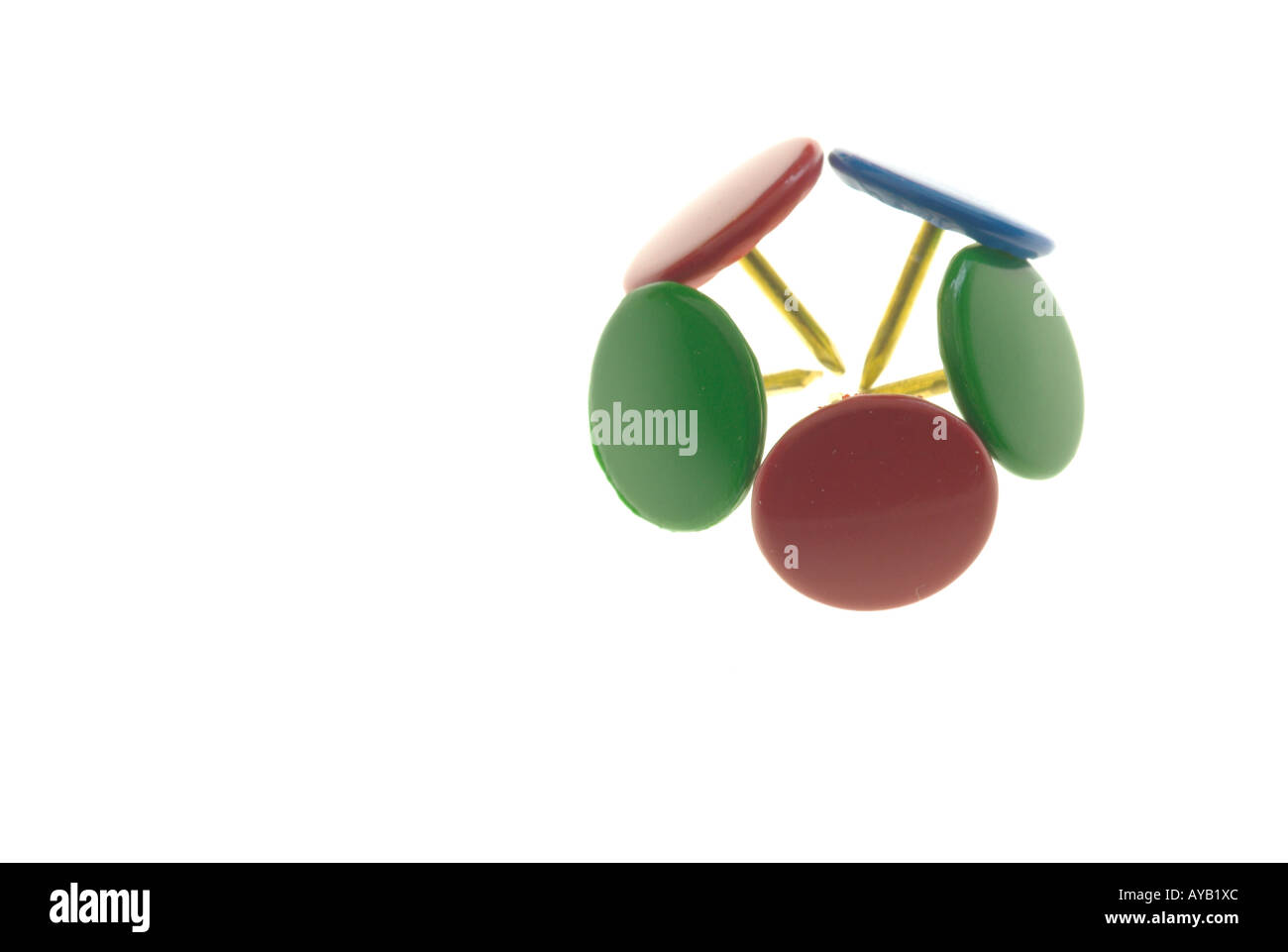 Round thumbtacks hi-res stock photography and images - Alamy