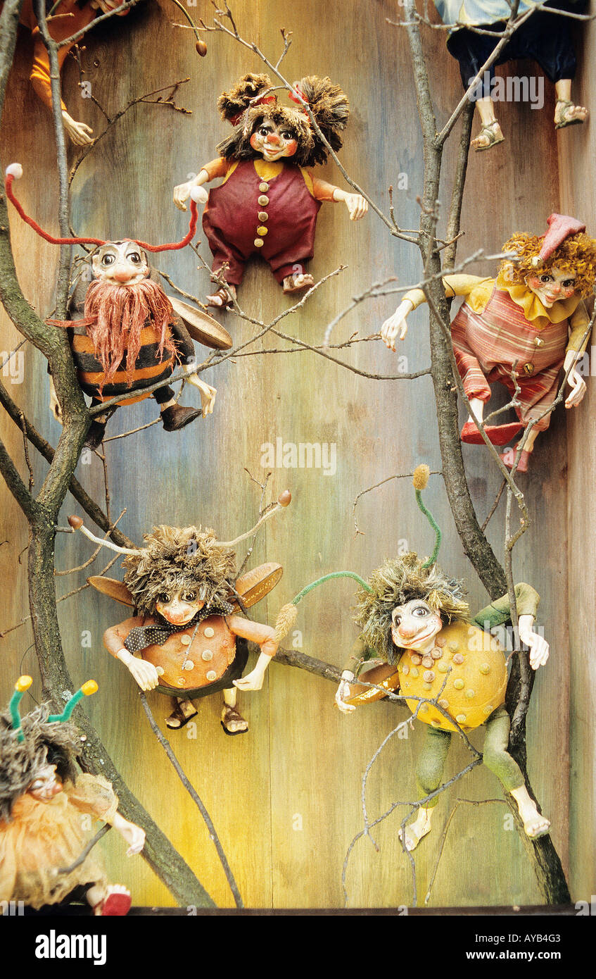 Wooden Marionettes at No 47 Obchods loutkami on Nerudova street in the ...