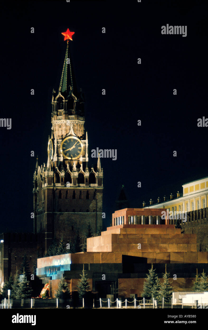 Tomb of Lenin in Red Square Moscow with the Spasky Tower Stock Photo ...