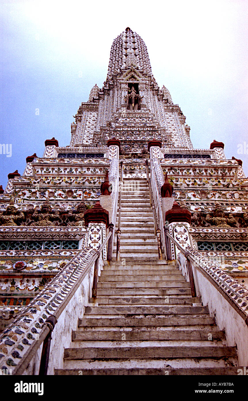 Prang of Phra Ram temple Stock Photo - Alamy