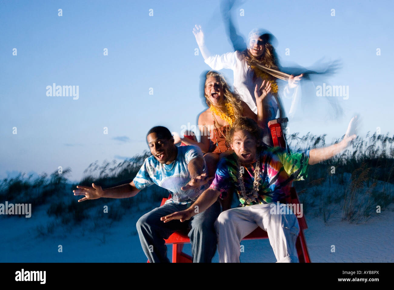 Beach sand hippie hippies relaxed hi-res stock photography and images ...