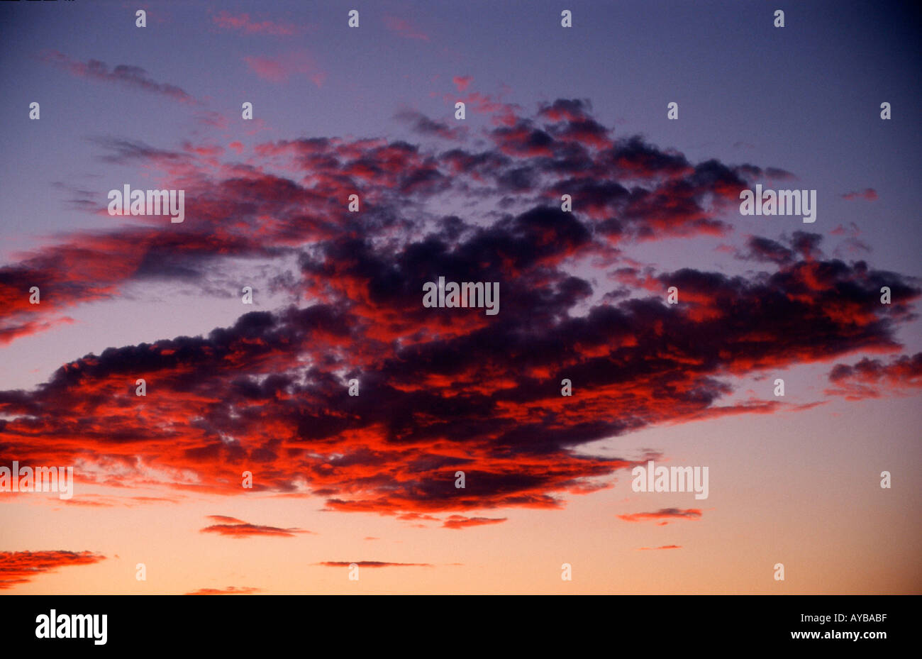 Wolken horizontal hi-res stock photography and images - Alamy