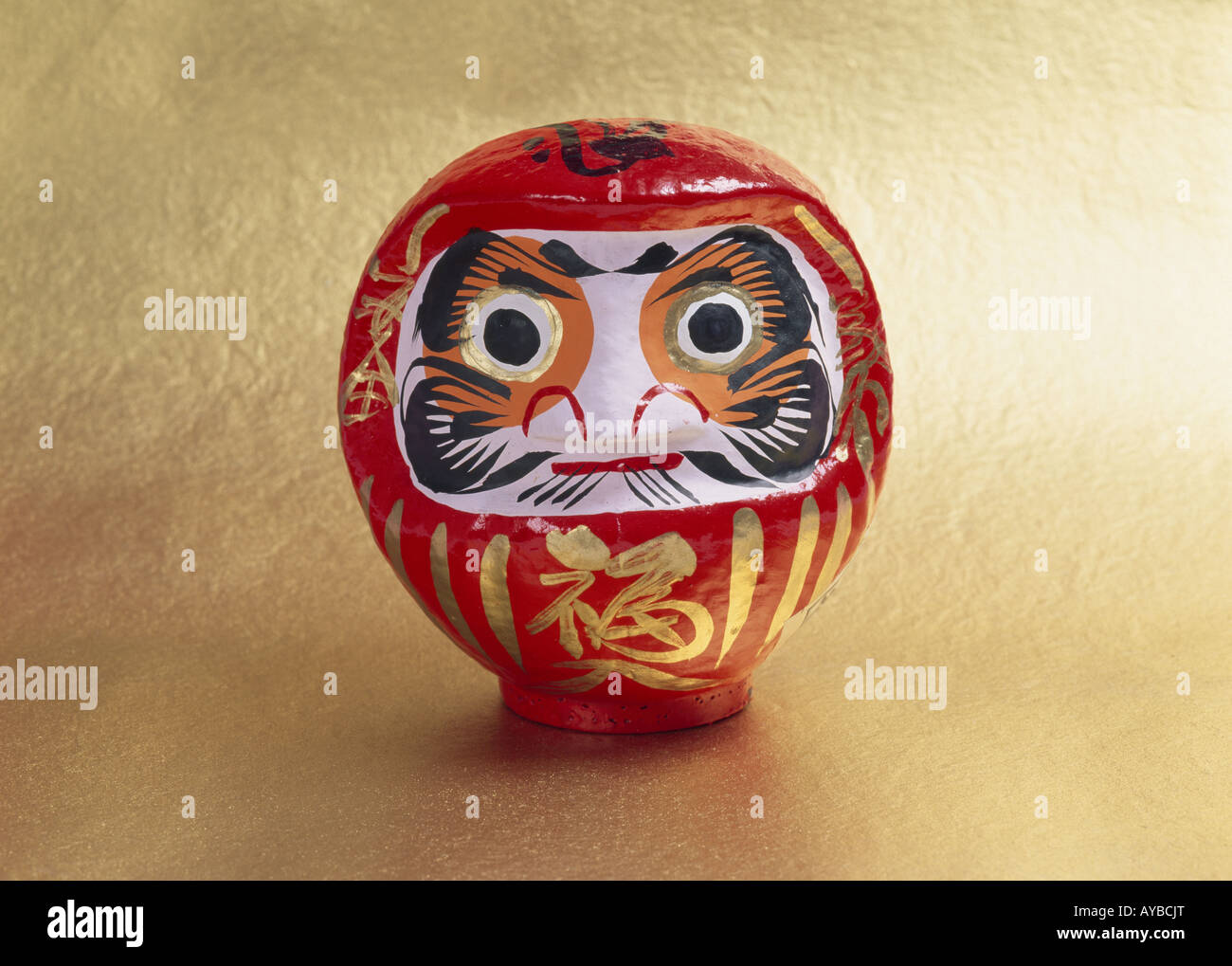 Daruma dolls hi-res stock photography and images - Alamy