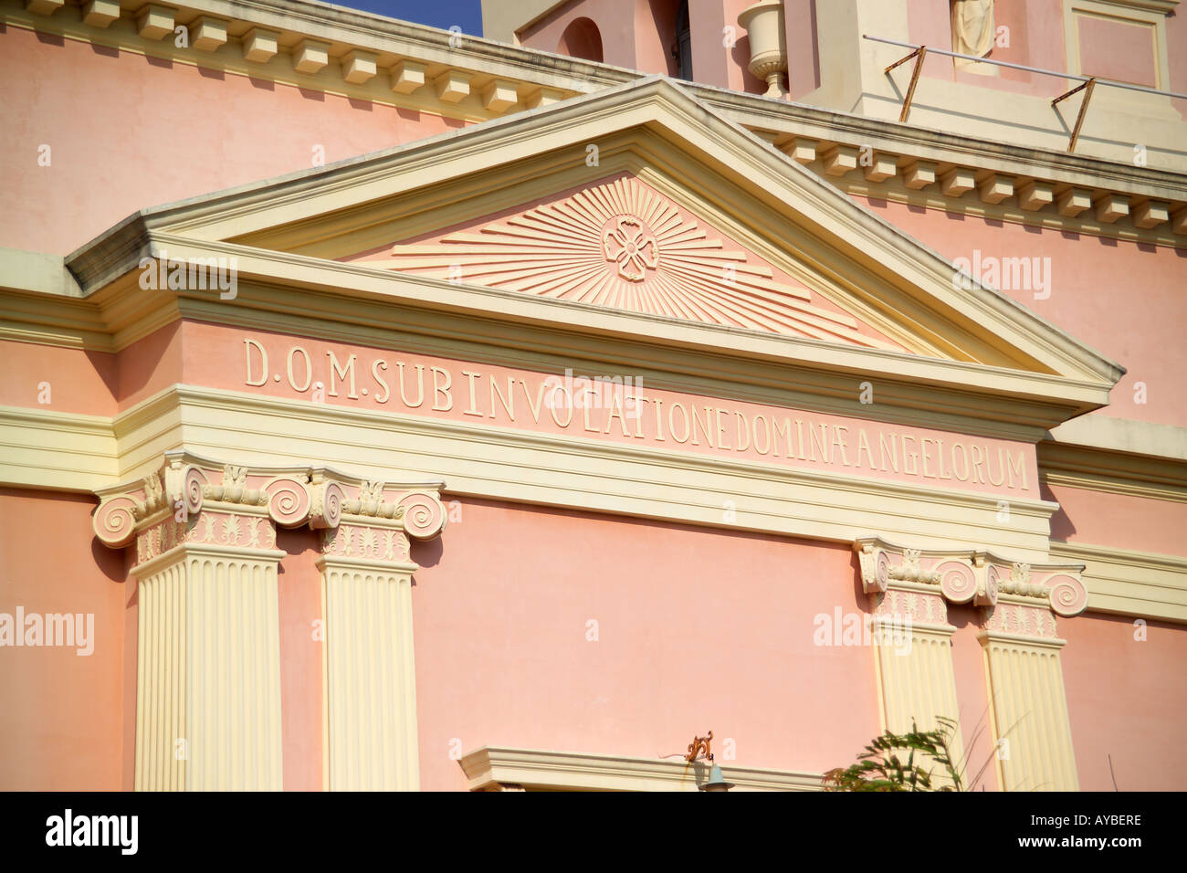 French Colonial Architecture, Pondicherry, South India Stock Photo - Alamy