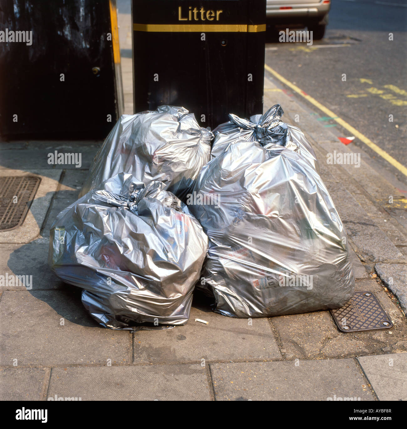 Rubbish sack hi-res stock photography and images - Alamy