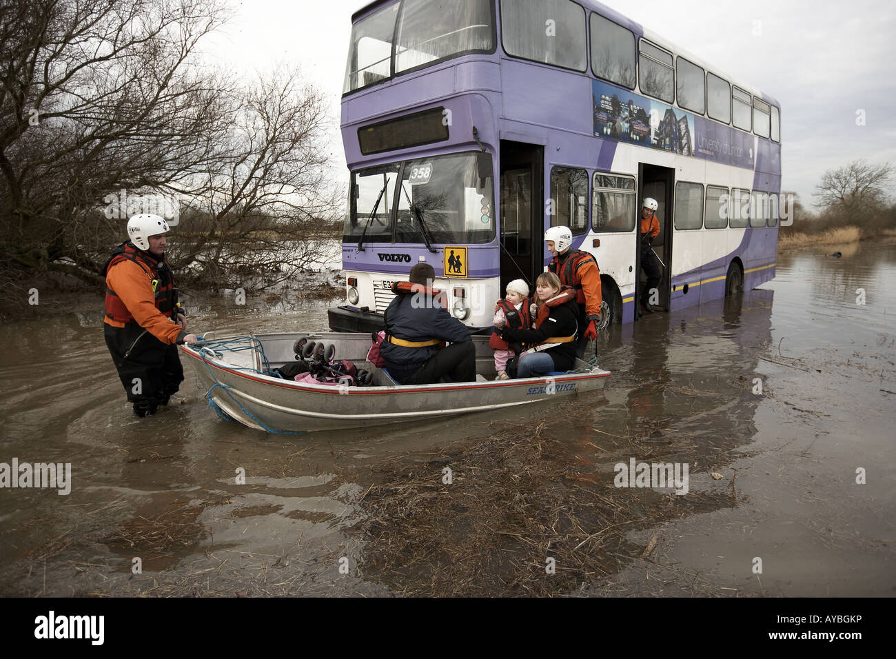 Flood rescue hi-res stock photography and images - Alamy
