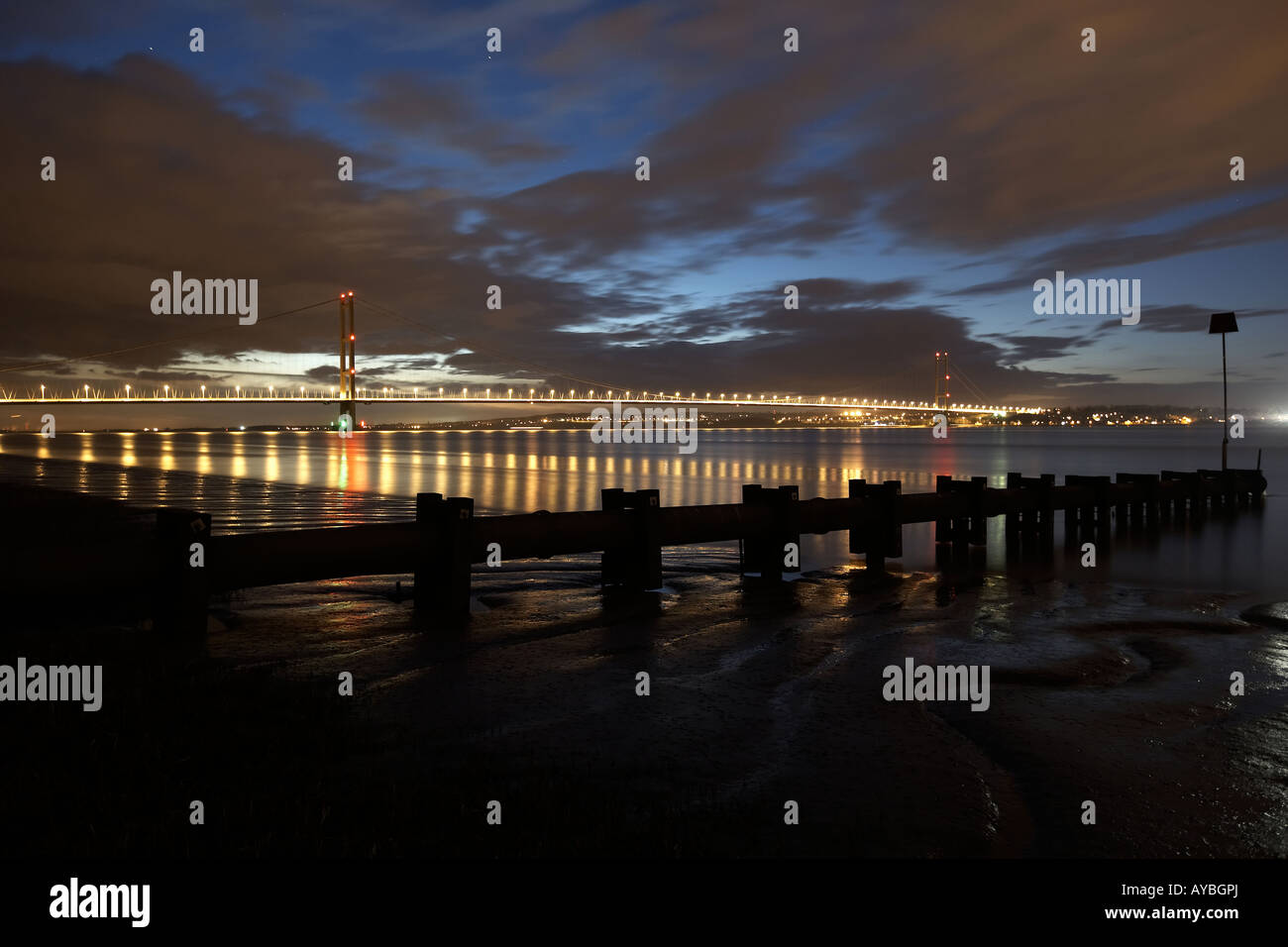 Humber bridge hi-res stock photography and images - Alamy