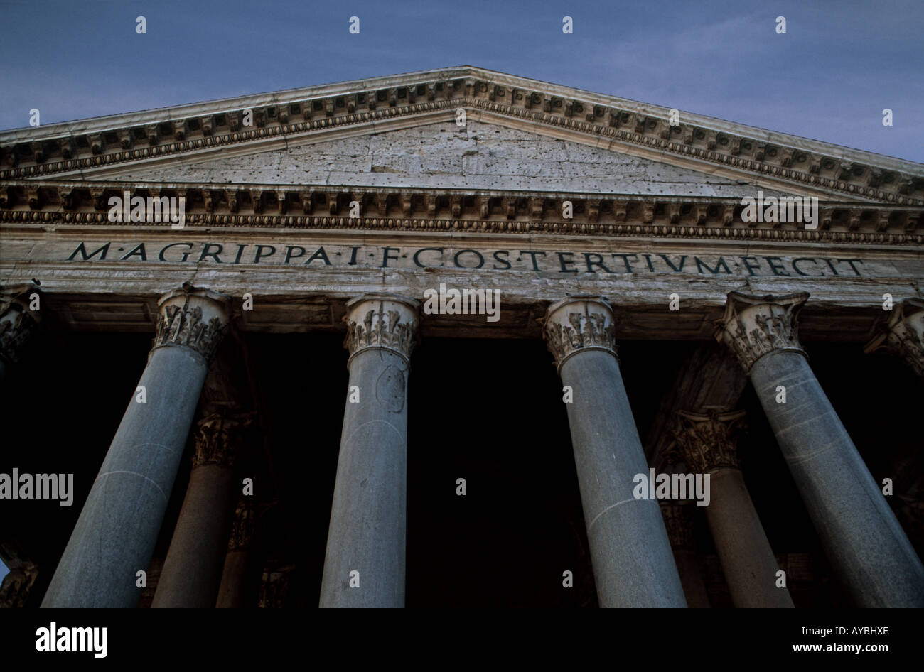 Classical roman portico hi-res stock photography and images - Alamy