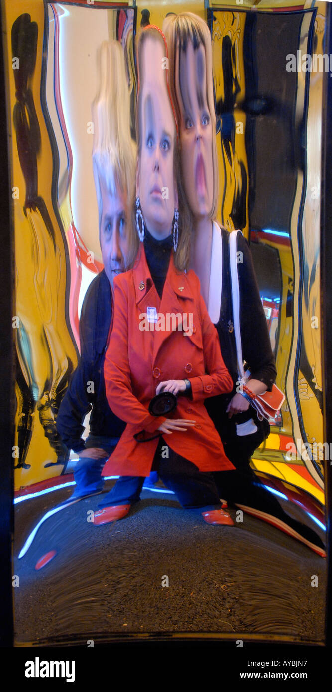 Distorted size hi-res stock photography and images - Alamy