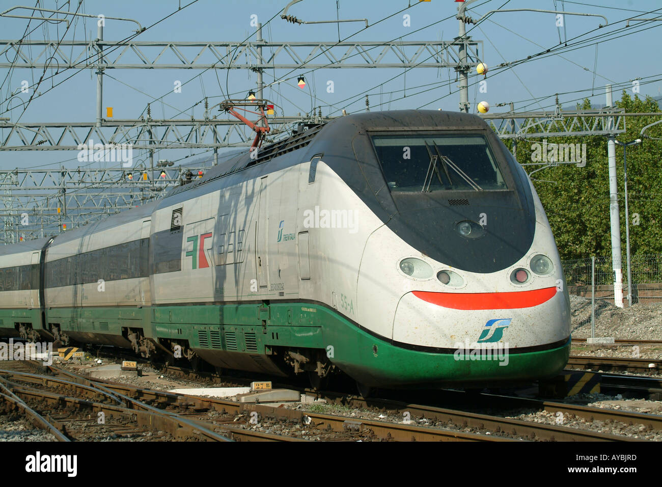 High speed italian eurostar train hi-res stock photography and images ...