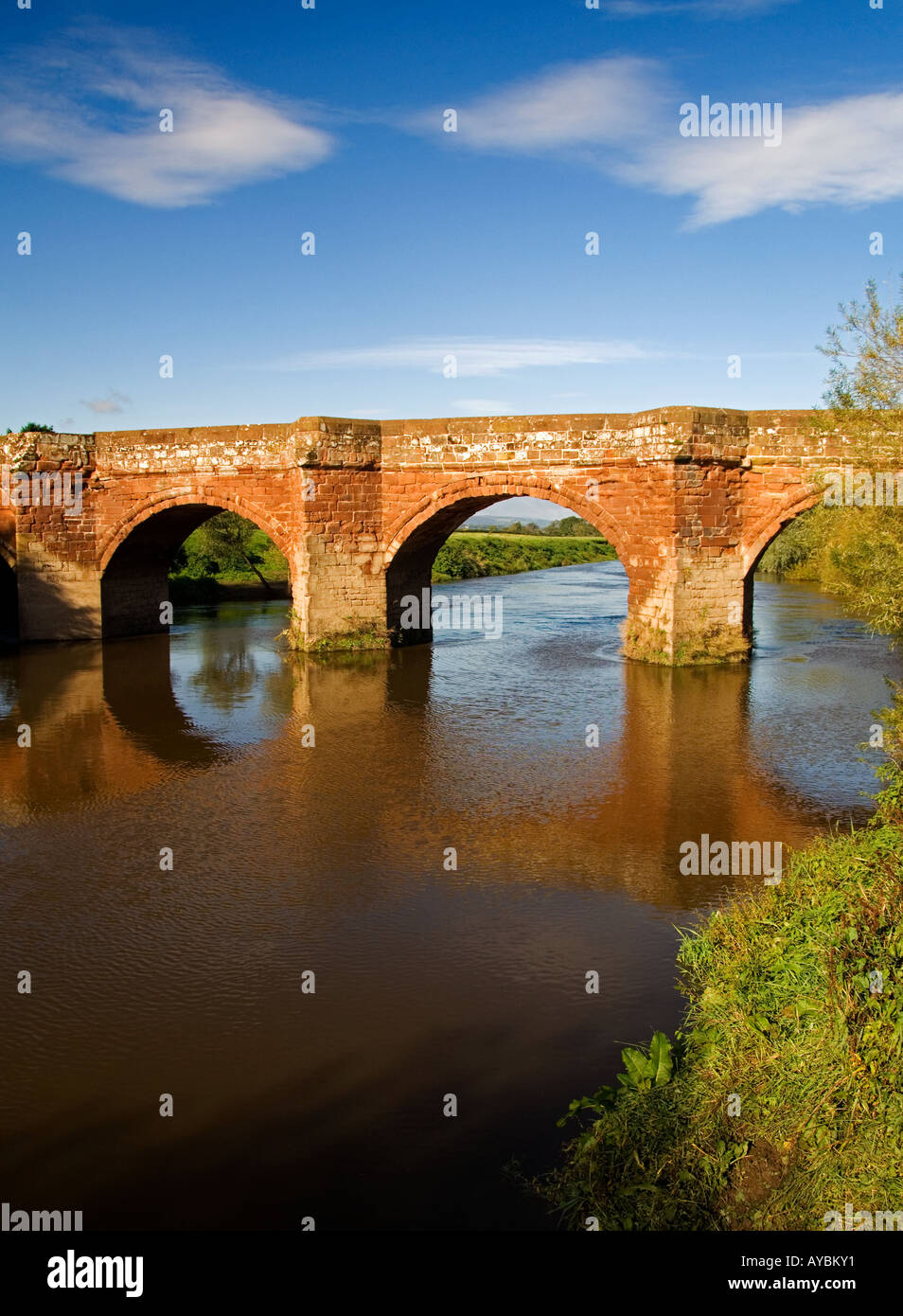 Farndon Bridge Over the River Dee on the England, Wales Border ...