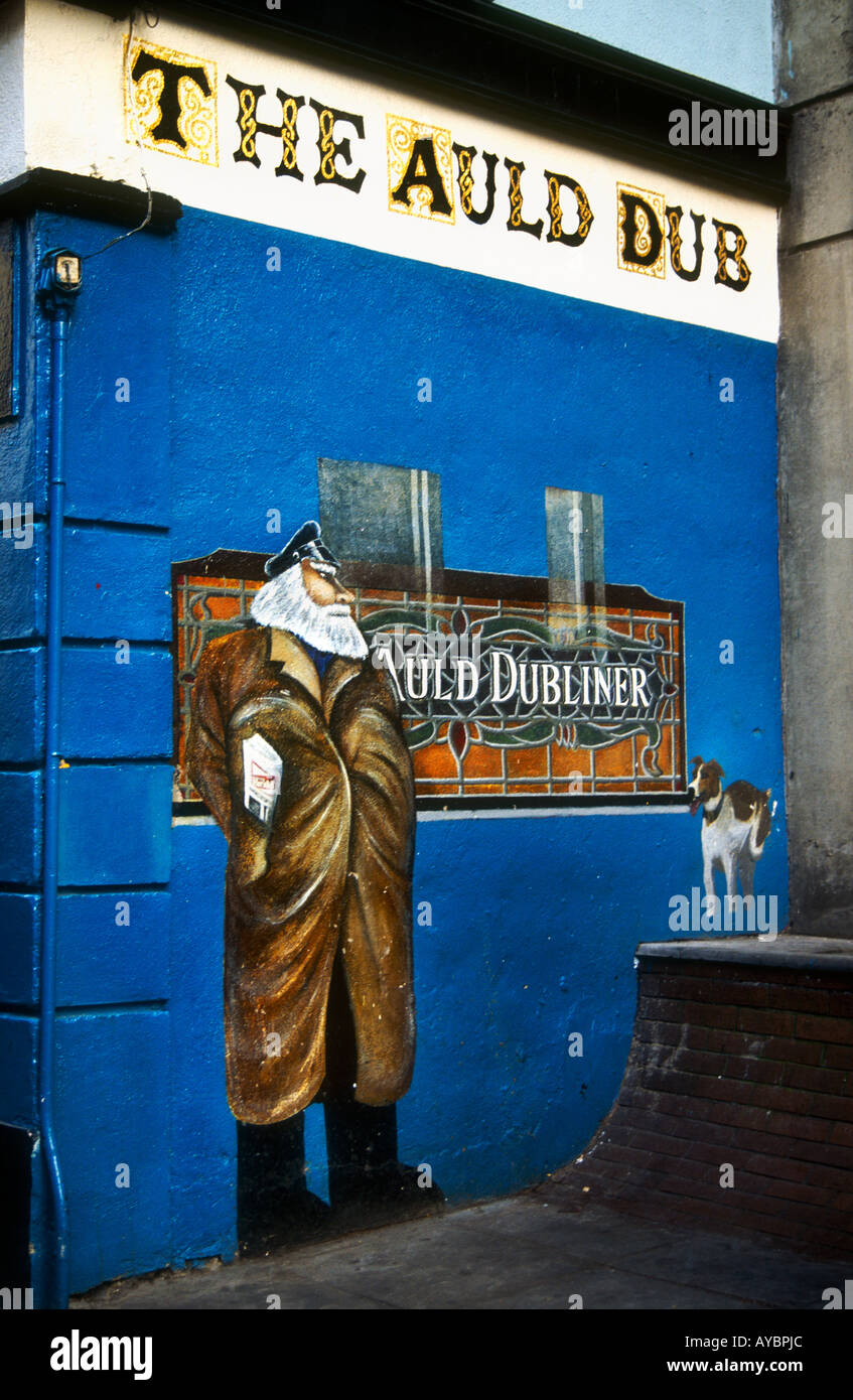 The Auld Dub Temple Bar Dublin Ireland Stock Photo - Alamy