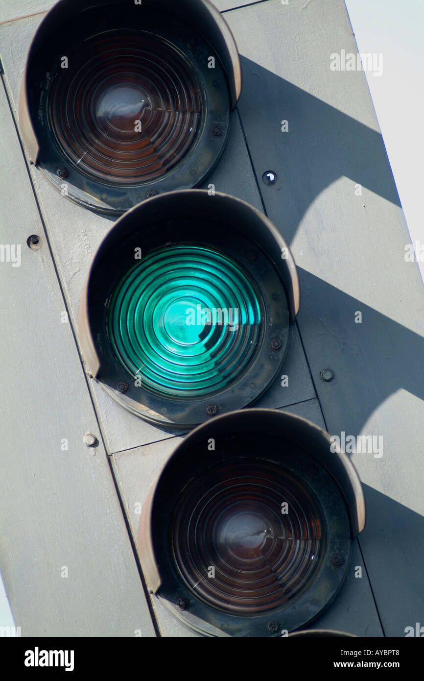 Railway signal green hi-res stock photography and images - Alamy